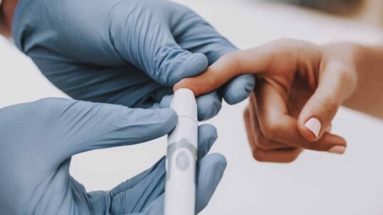 Living With Diabetic Retinopathy: Anna Kiff's Story - Diabetes Strong
